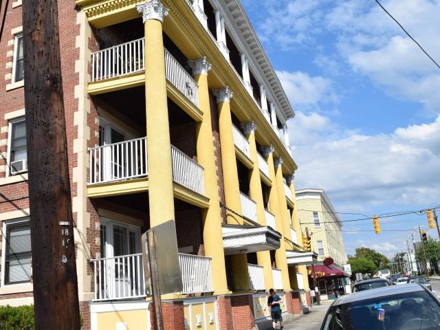 610 Union Street # 104