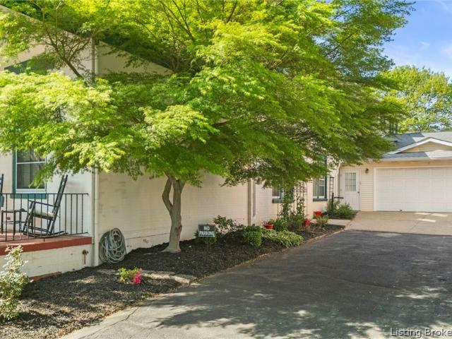 610A W Second Street 1