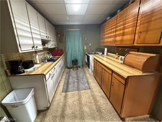 61148 Oakwood Road