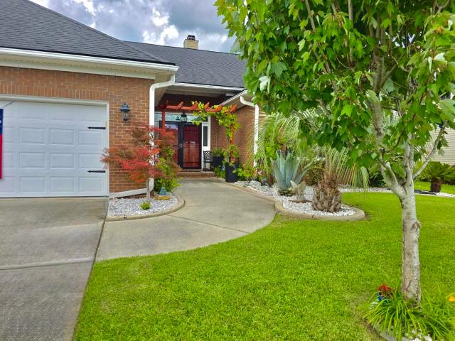6114 Fieldstone Circle