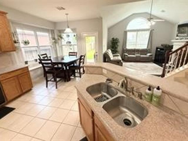 6114 Hollydale Ridge Lane