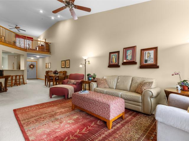 6114 Villa Drive