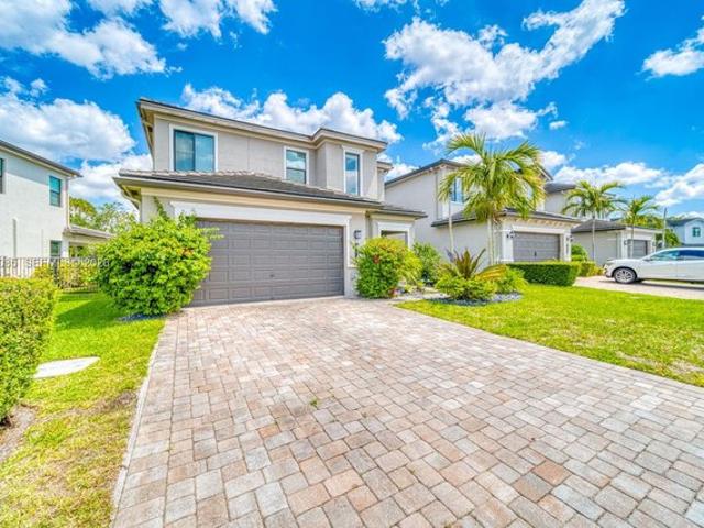 6114 Yerba Buena Ct, Lake Worth, FL 33467