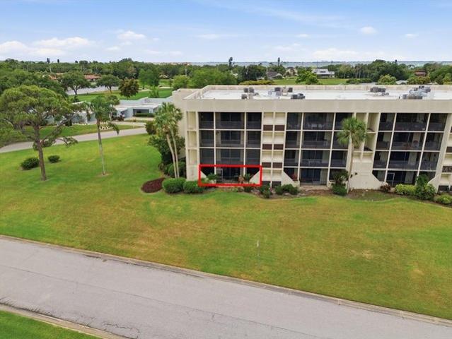 6114 43rd St W Apt 104E, Bradenton, FL 34210