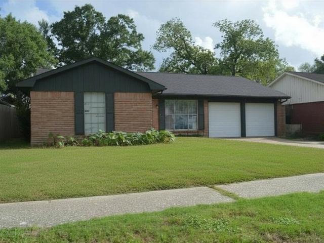 6115 Newquay St, Houston, TX 77085