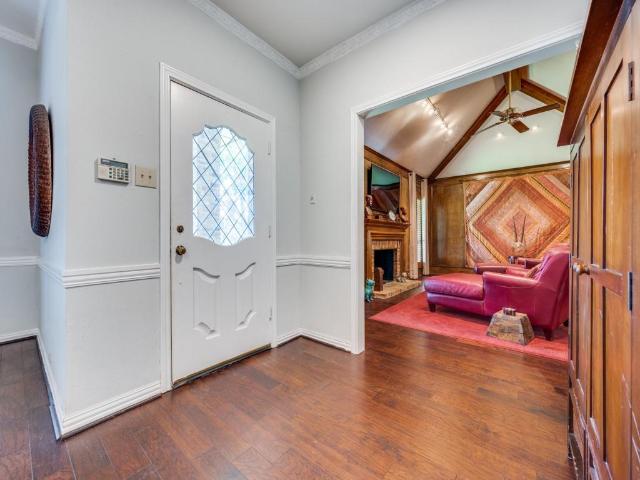 6115 Bluff Point Drive