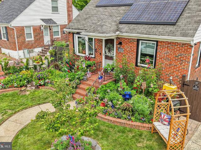 6115 Eastern Parkway