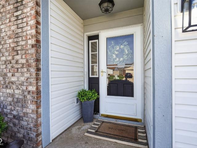 6115 Glebe Drive