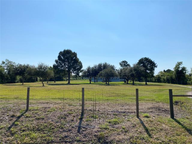 6115 S Highway 35