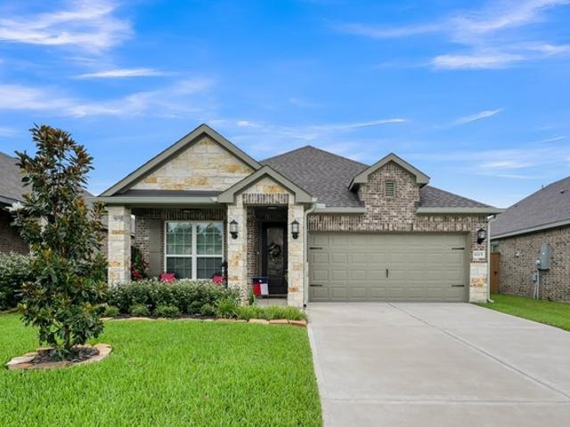 6115 White Spruce Dr, Conroe, TX 77304