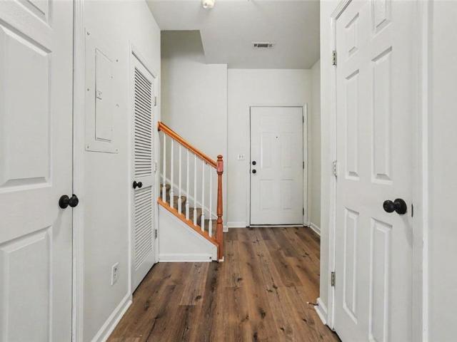 6115 Woodland Lane