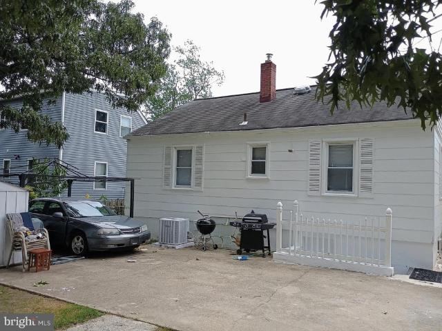 6116 Alpine Street