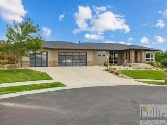 6116 TIMBERCOVE DR, BILLINGS, MT 59106 Single Family Residence.
