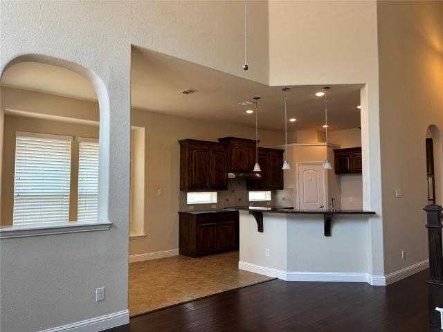 6117 Mickelson Way