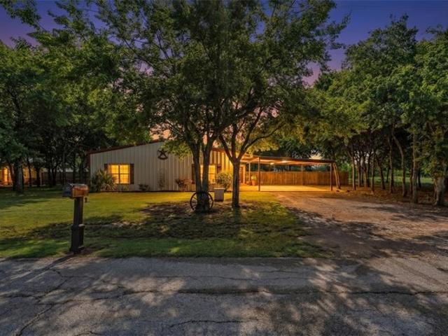 6117 Nail Ln, Fort Worth, TX 76126