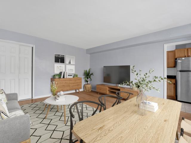 6118 N Sheridan Road # 310