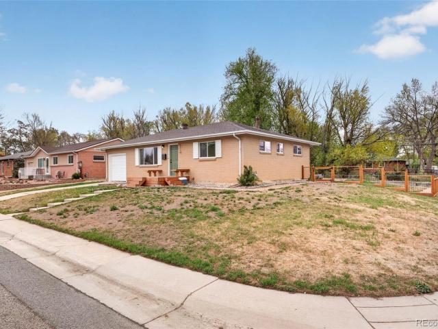 6110 Brooks Drive