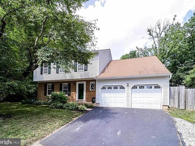 6110 Franconia Station Ln, Alexandria, VA 22310