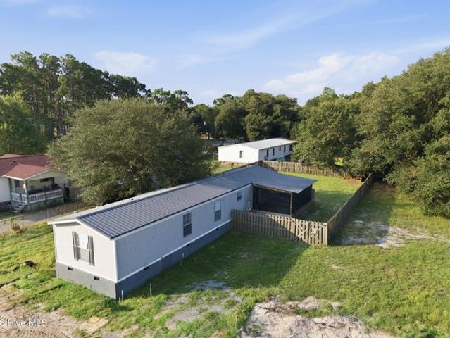 6110 Gordon Rd, Wilmington, NC 28411