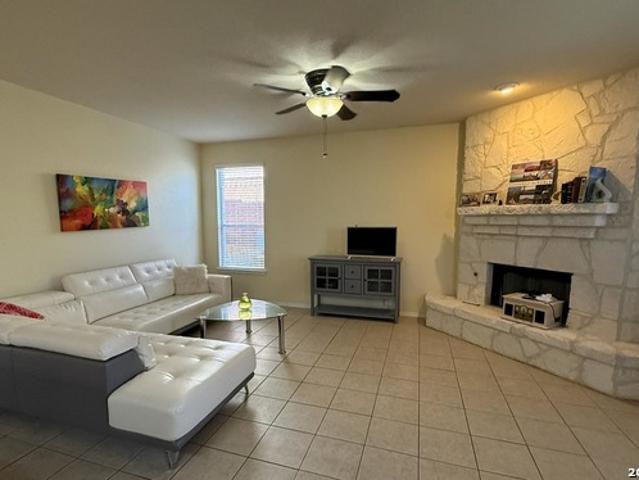 6110 Kenedy Leaf