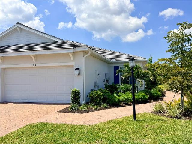 6111 Mesa Gln, Bradenton, FL 34203 | MLS #A4688 | Compass