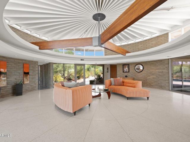 6111 n palo cristi road