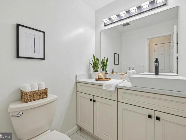 6111 Omar Court