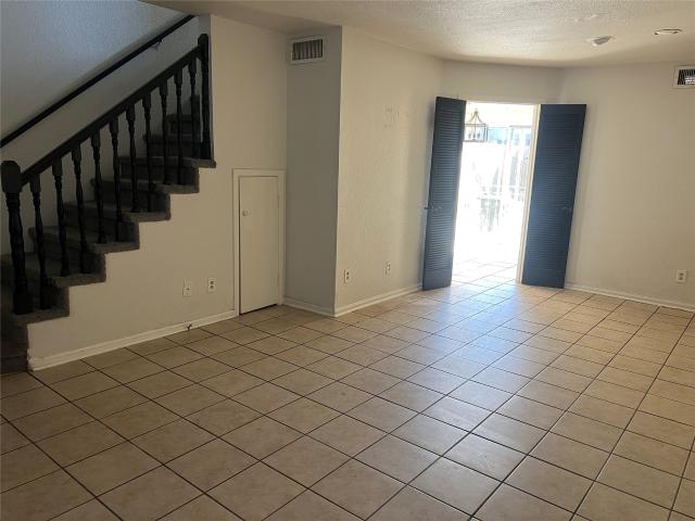 6111 Beverly Hill Street 74