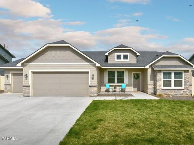 6111 Ian Ave, Yakima, WA 98903