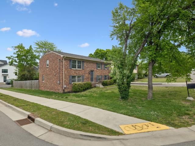 6112 Nashua Ave