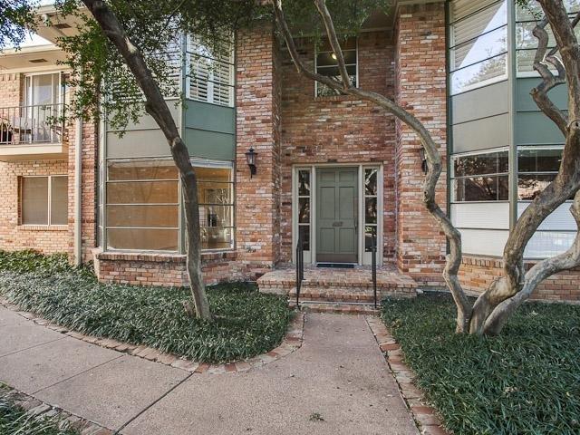6112 Averill Way Apt A, Dallas, TX 75225