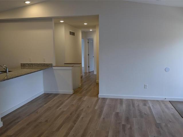 6112 Andersonville Road