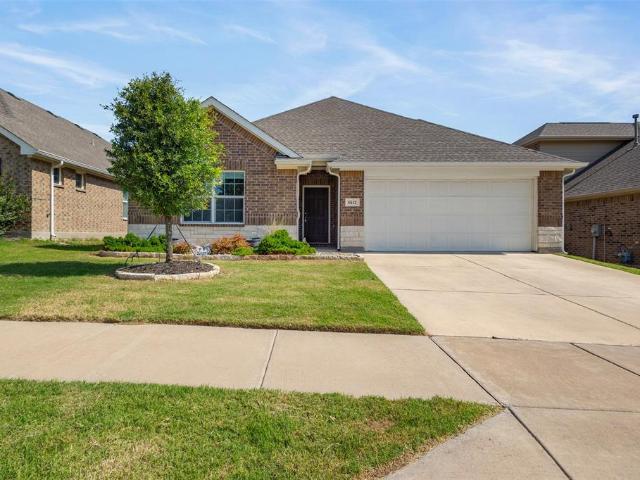 6112 Fall Creek Ln, Fort Worth, TX 76123 | MLS #21205 | Compass