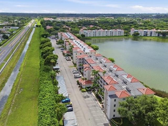 6112 Huntwick Ter Apt 108, Delray Beach, FL 33484