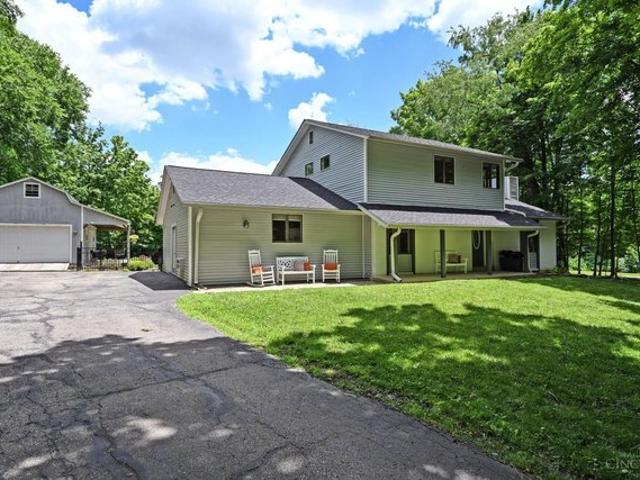 6112 Price Rd, Miami Township, OH 45140