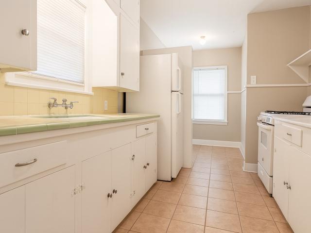 6113 Avenue Q 1/2