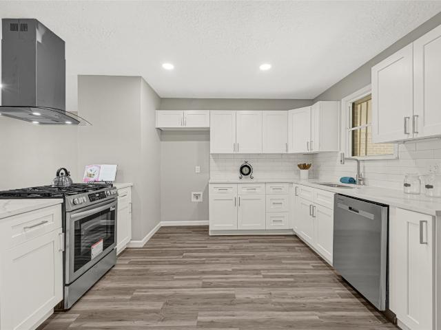 6113 Diamond Court