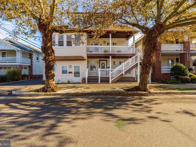 611 2nd St #5, Ocean City, NJ 08226