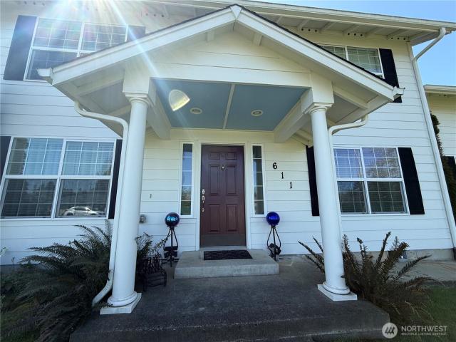 611 Andrews Avenue
