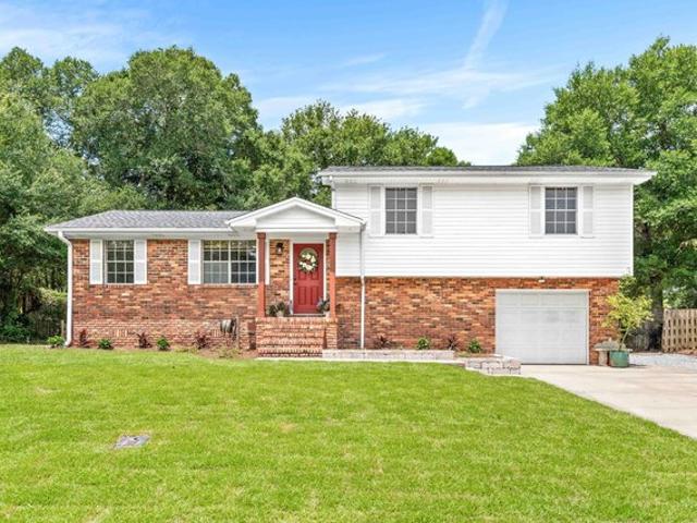 611 Benning Dr, Destin, FL 32541