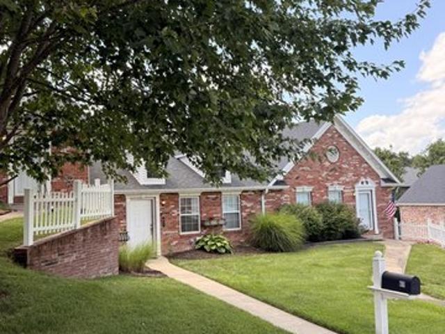 611 Buckskin Dr, Jefferson City, MO 65109