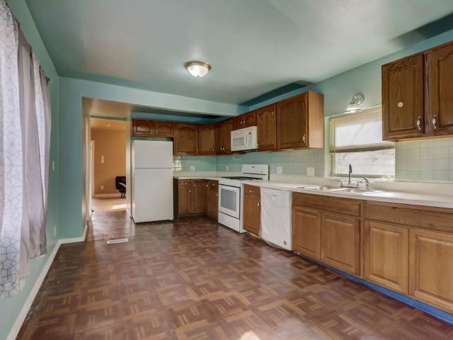611 Golfview Drive