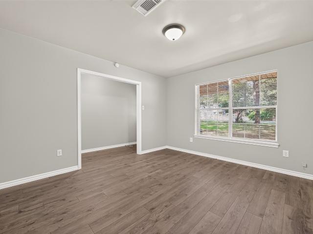 611 Dogwood Trail