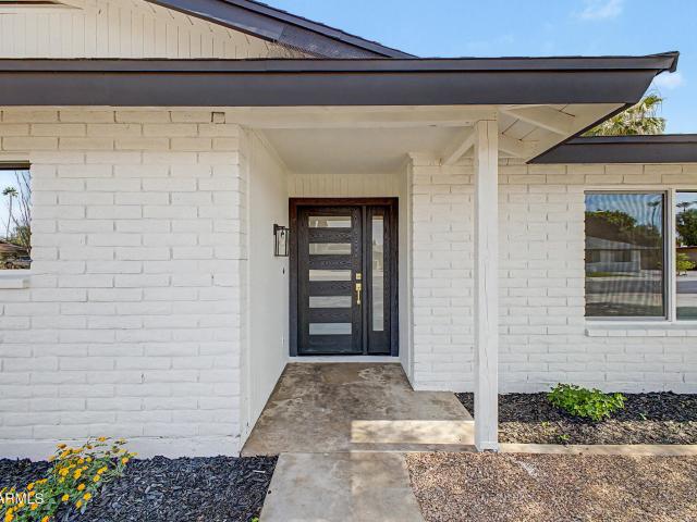 611 E ERIE Drive