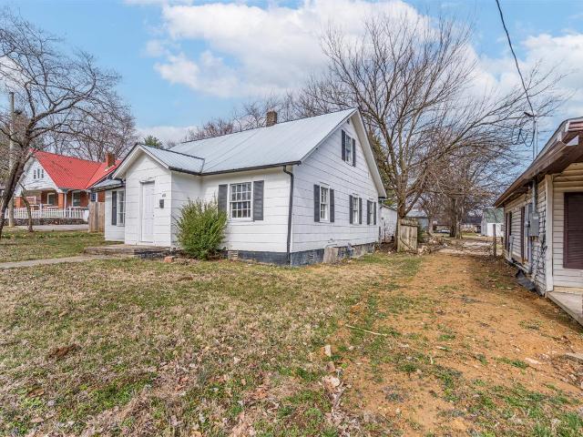 611 E Main Street