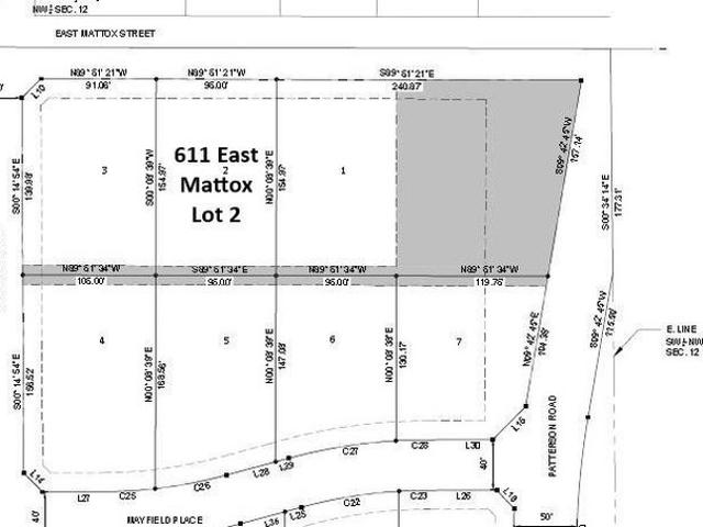 611 E Mattox St, Sullivan, IL 61951
