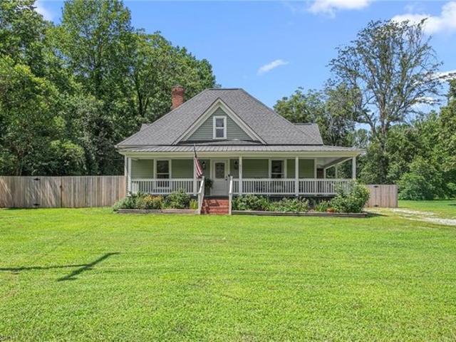 611 E Steeple Chase Rd, Pleasant Garden, NC 27313
