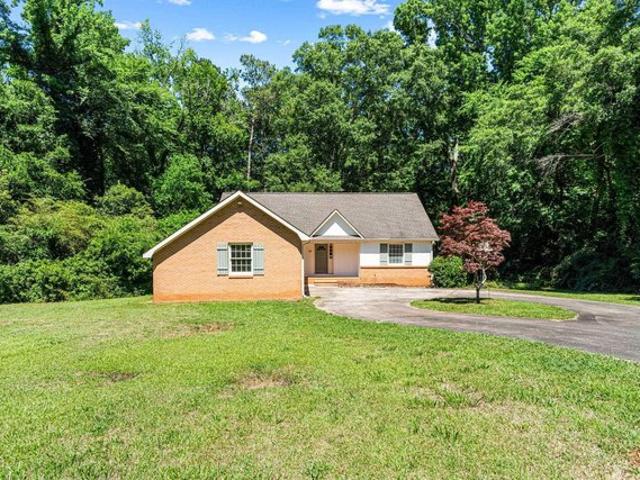 611 Fairmont Dr, Macon, GA 31210