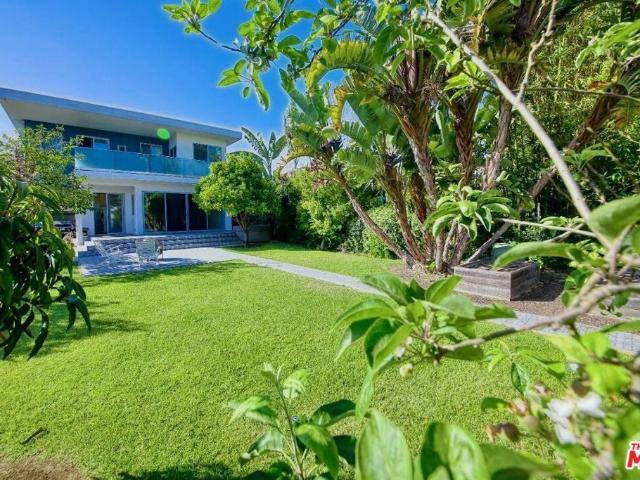 611 Flower Avenue
