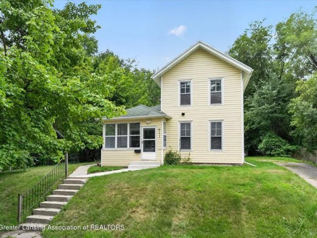 611 Oakhill Ave, Jackson, MI 49201